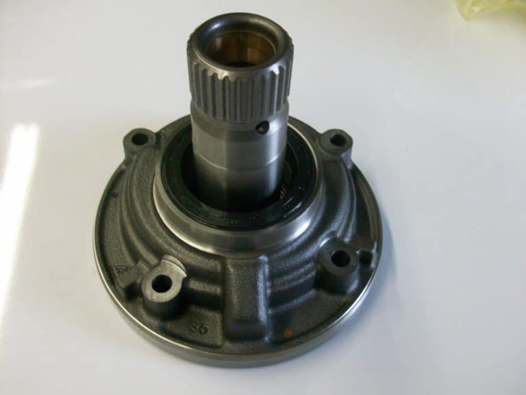 L30488 CASE 580C 580D 580E 580K POWER SHUTTLE PUMP