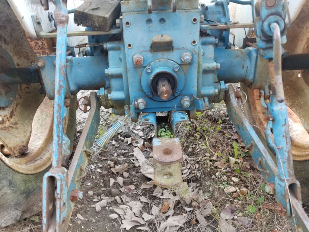 USED FORD 1300 2WD REAR END, COMPLETE - $2,000 - Gulf South Equipment Sales