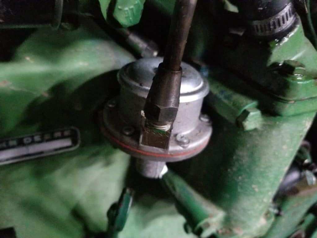 USED DEERE 2640 FUEL LIFT PUMP - Gulf South Equipment Sales