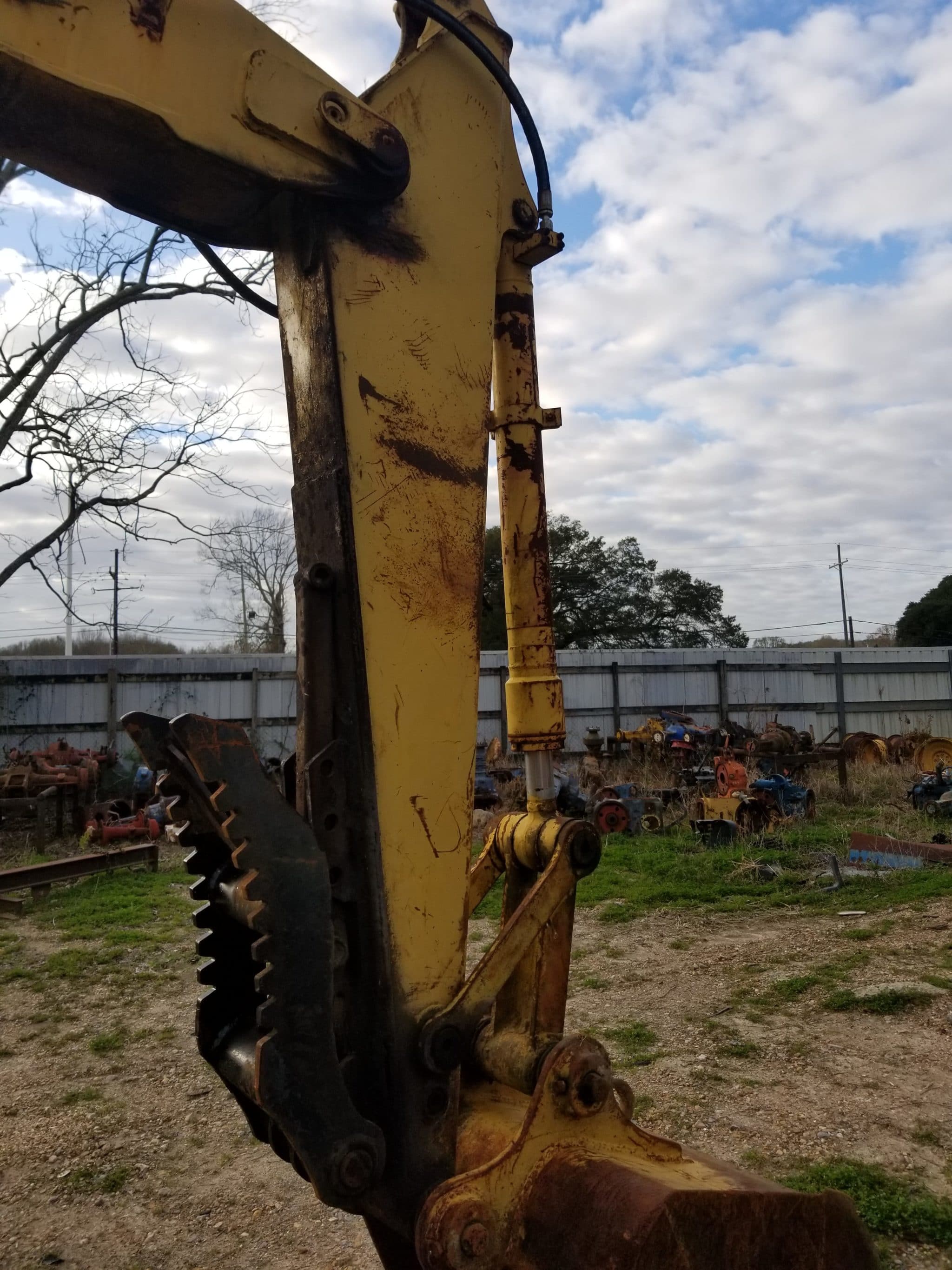 USED CAT 307SSR STANDARD DIPPER ARM / STICK - Gulf South Equipment