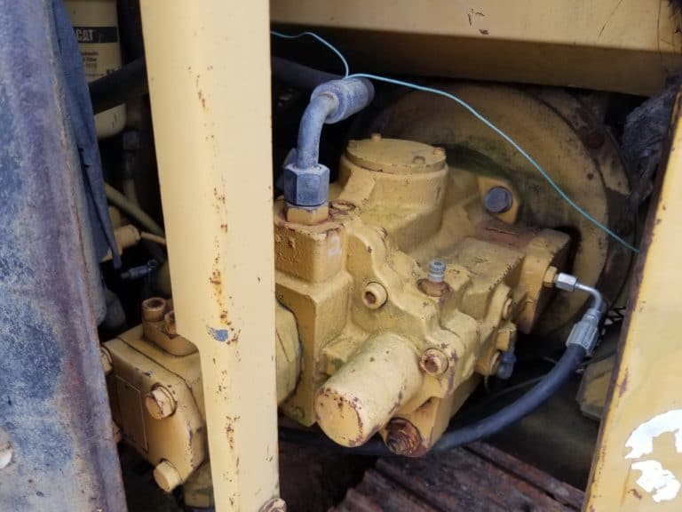 USED CAT 307SSR MAIN HYDRAULIC PUMP - Gulf South Equipment Sales